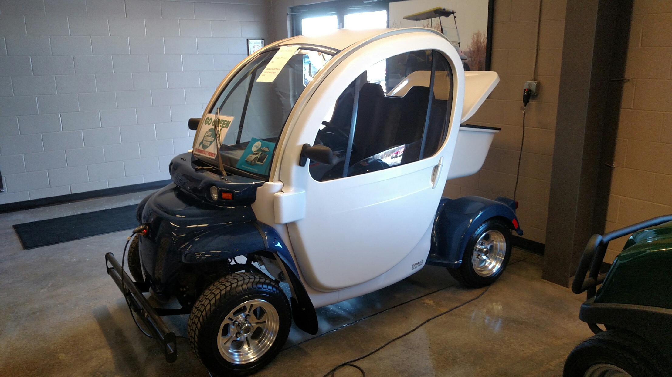 22. Polaris GEM e2 22. Polaris GEM e2