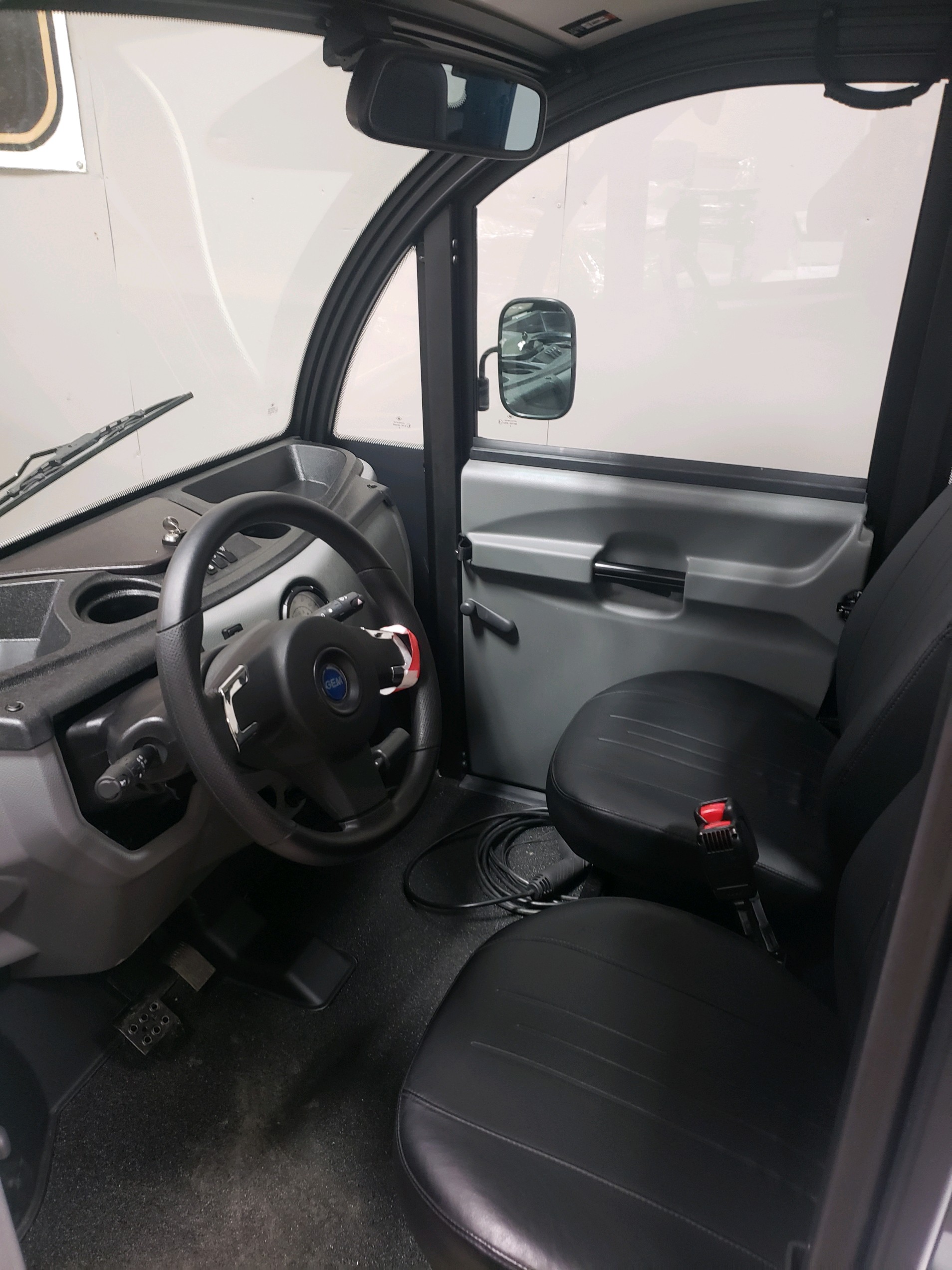 2020 Polaris GEM e2 LSV 2 Passenger Electric | Ohio Golf Cart / Utility ... 2020 Polaris GEM e2 LSV 2 Passenger Electric | Ohio Golf Cart / Utility ...